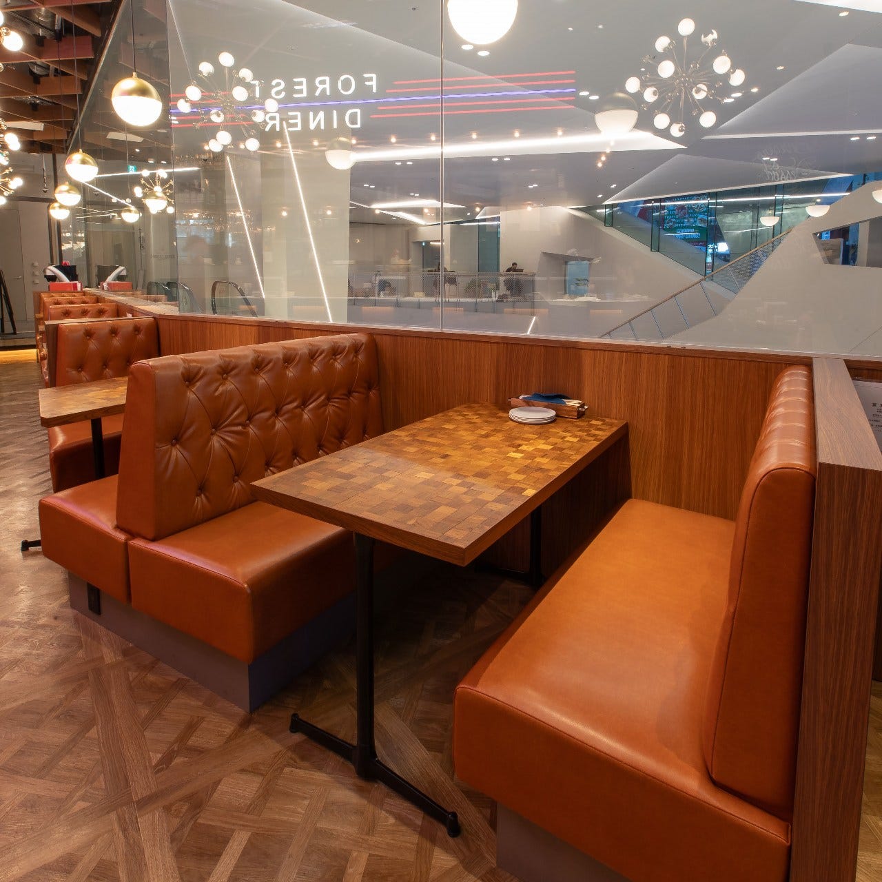 FOREST DINER （フォレストダイナー） 札幌店 席・貸切：席 - 楽天ぐるなび