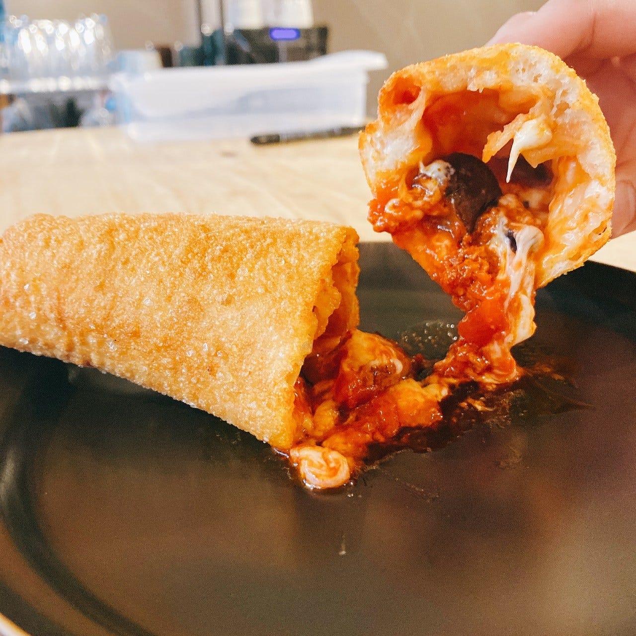 揚げピッツァとコーヒー bar dieci10 メニュー：揚げピッツァ - 楽天ぐるなび