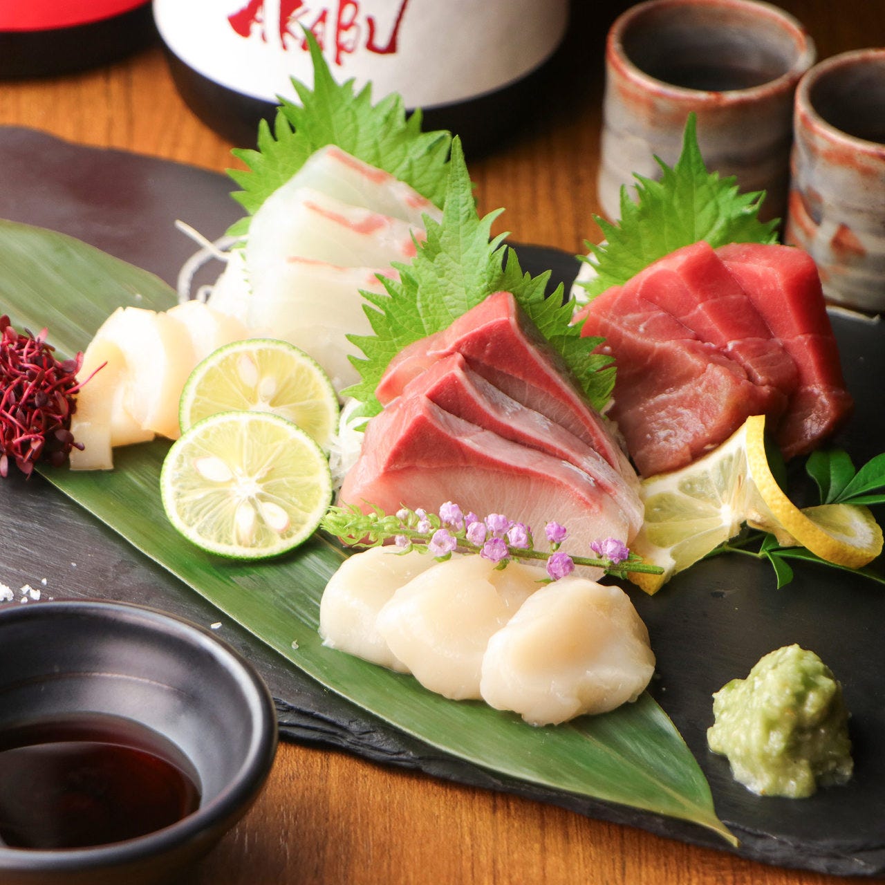 熟成牛×熟成魚×海老オクラの霰揚8品【熟れ-こなれ-】土~木3H/週末2H飲放題6500⇒6000円/忘年会の詳細｜個室 熟成肉と熟成魚 こなれ 天王寺店（天王寺・阿倍野/居酒屋） - 楽天ぐるなび